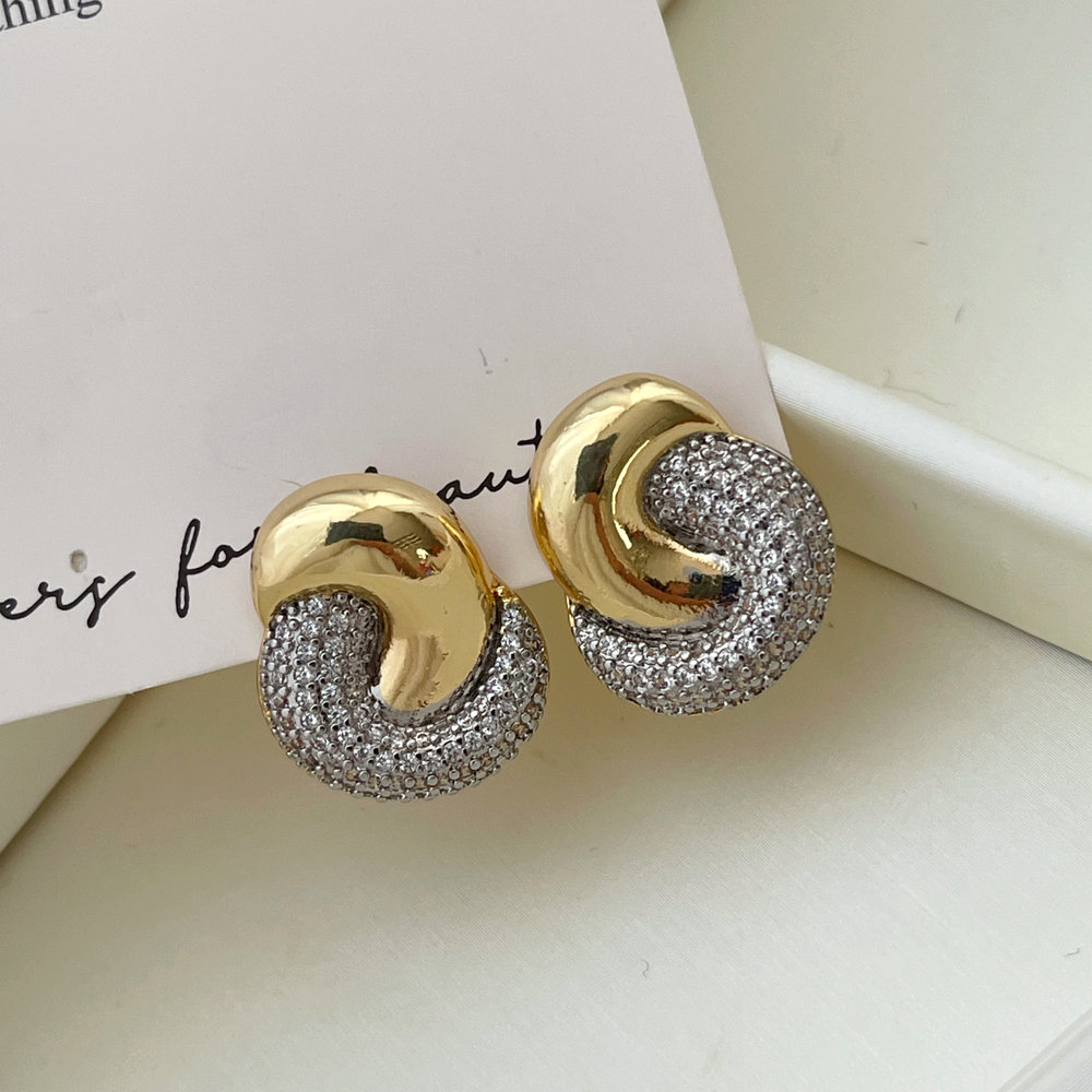 US$ 3.50 - Two tone circle earrings - www.charmself.com