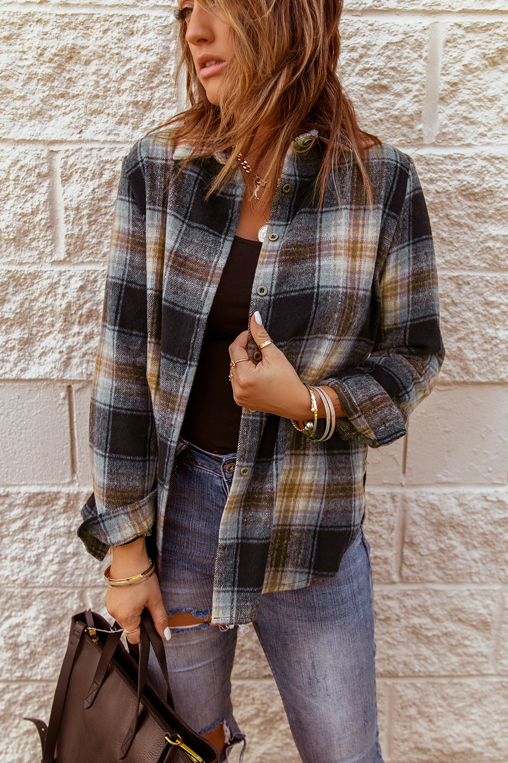 US$ 21.30 - Oversize Rounded Hem Plaid Shirt with Slits - www.unishe.com