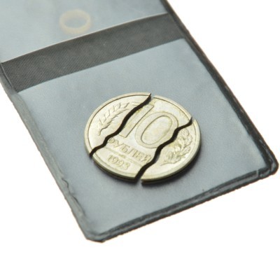 Folding Coin - 10 Rouble (Russian) - Magic Trick - China Magic Shop