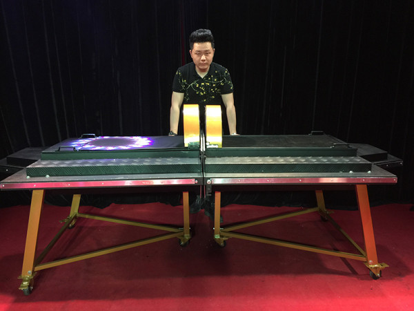 Cutting in Half Illusion - Magic Trick - China Magic Shop