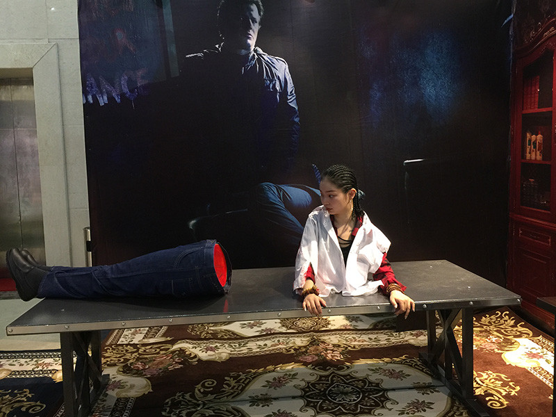 Cut in Half Table (For Display Only) - Magic Trick - China Magic Shop