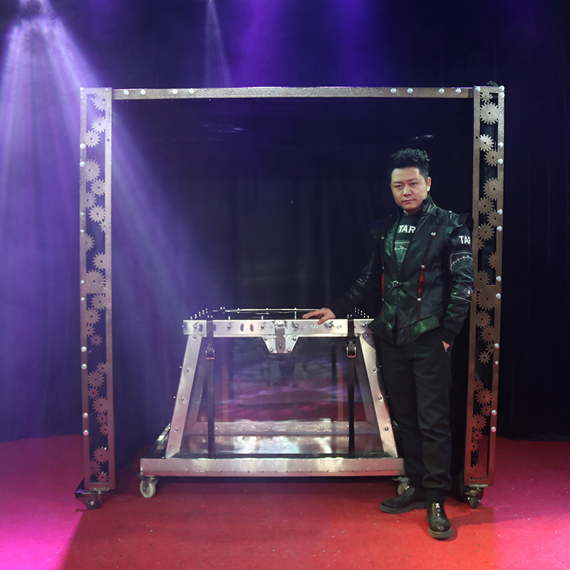 Water Tank Escape (Trapezoid) - Magic Trick - China Magic Shop