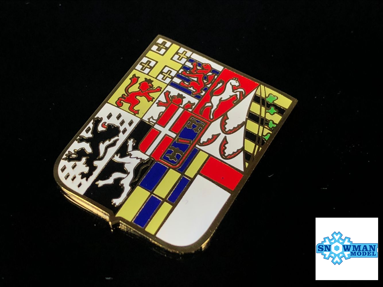 EUR€ 13.79 - Metal Badge Heraldry WWII German Cruiser Prinz Eugen Model ...