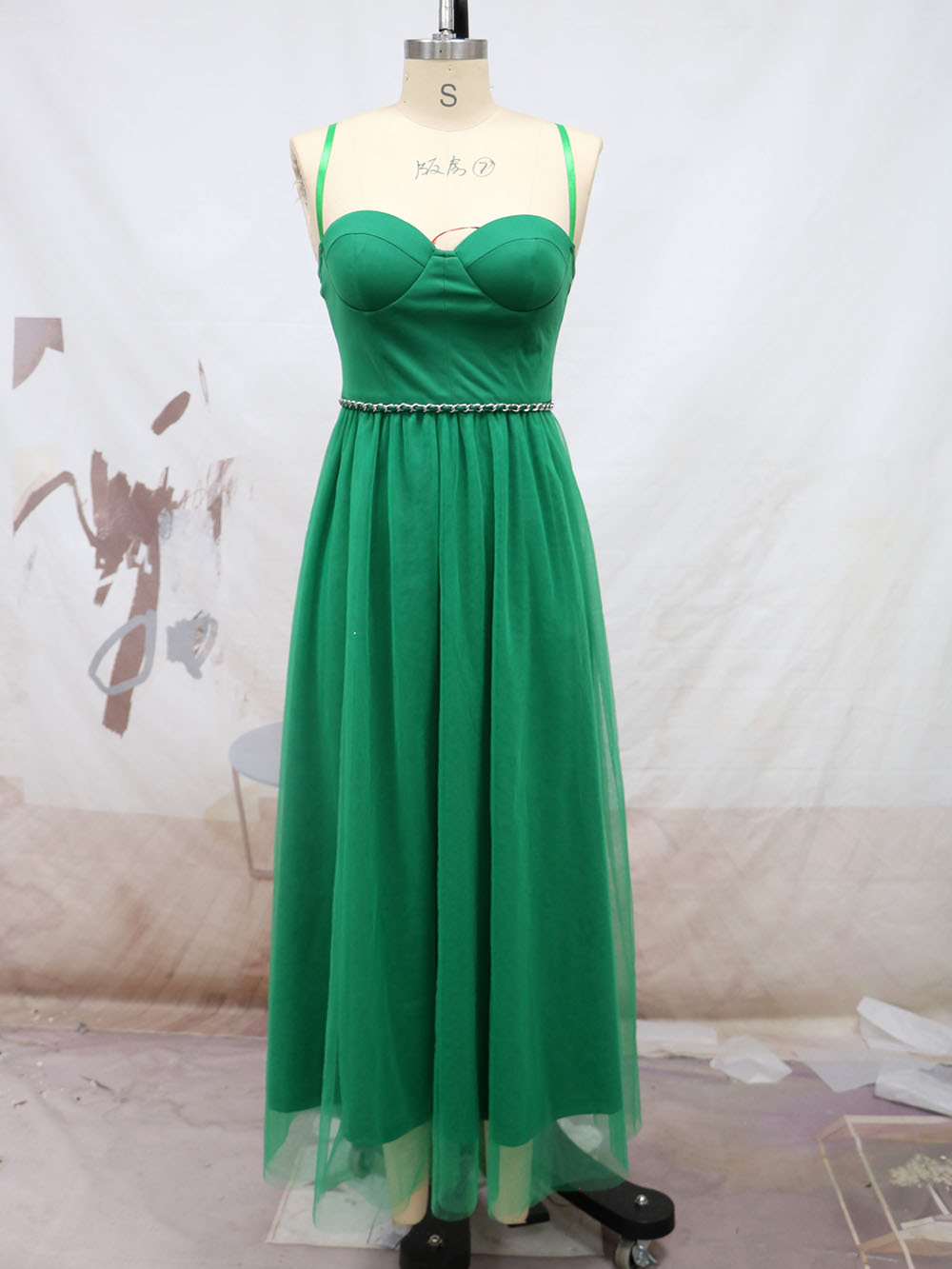 Mesh sling belt green dress