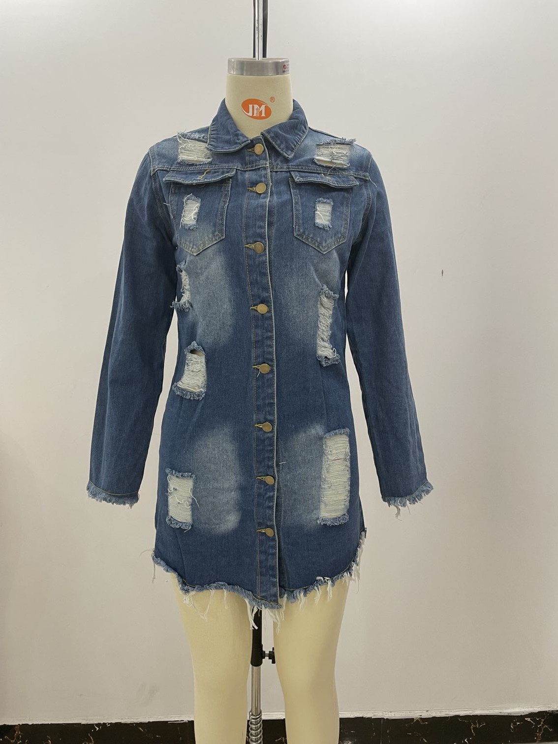 Long torn denim jacket in big hole